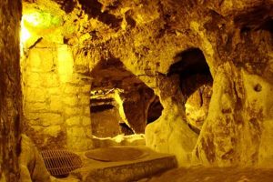 Guide to Derinkuyu Underground City in Cappadocia - The Turkey Traveler