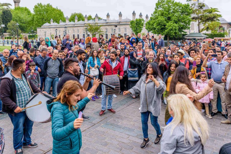 Istanbul in May: Weather, Attractions, Tips for 2024! - The Turkey Traveler