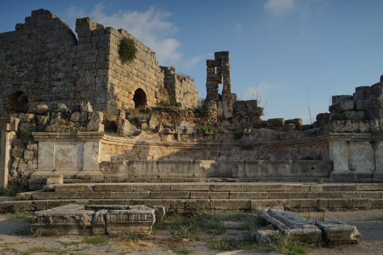 Guide to Visiting The Ancient City of Perge From Antalya - The Turkey ...